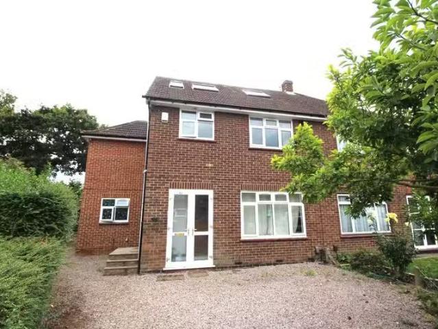 6 bedroom Semi Detached House to rent, The Crescent, Egham, TW.