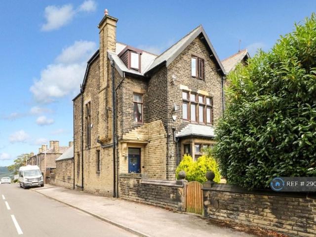 6 bedroom semi detached house to rent