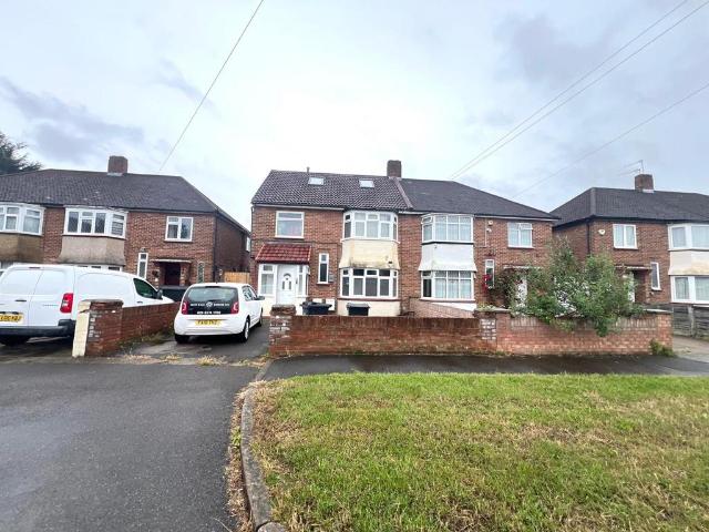6 bedroom semi detached house to rent