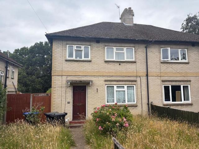 6 bedroom semi detached house to rent