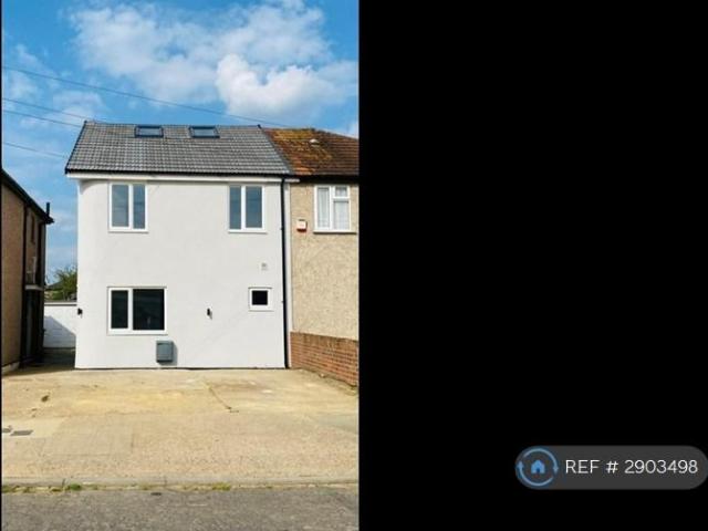 6 bedroom semi detached house to rent