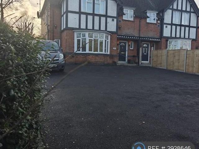 6 bedroom semi detached house to rent