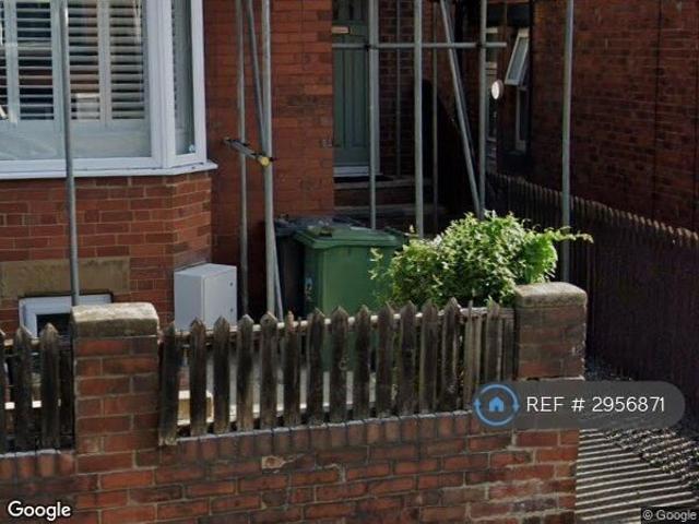 6 bedroom semi detached house to rent