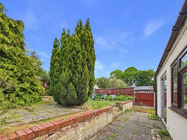 6 bedroom semi detached house to rent