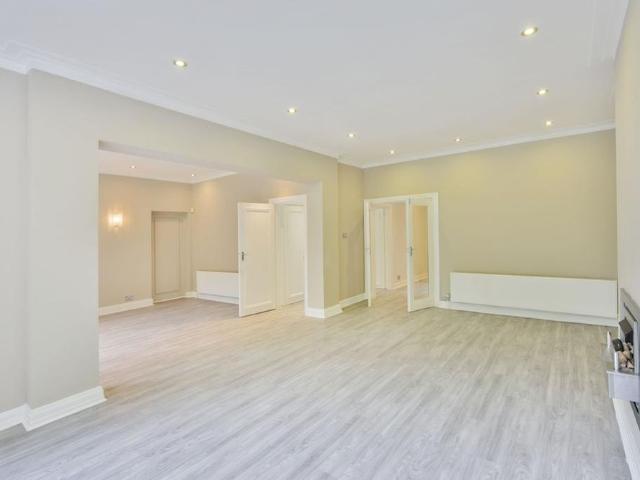 6 bedroom semi detached house to rent