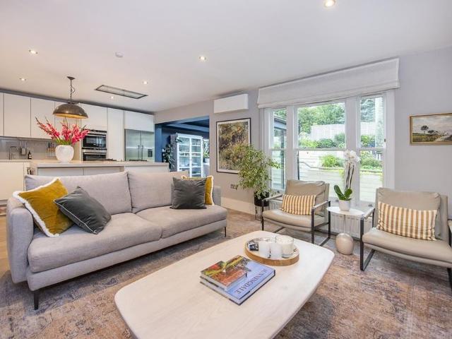 6 bedroom semi detached house to rent