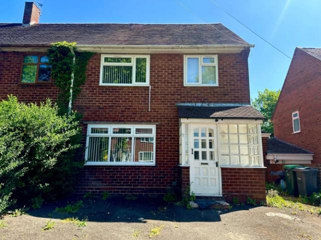 6 Bedroom Semi Detached House Available For Rent