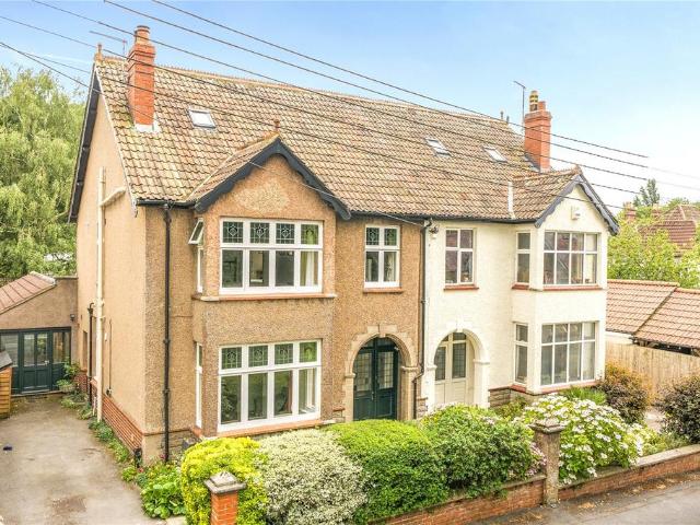 6 bedroom semi detached house for sale
