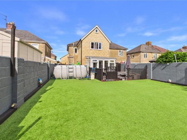 6 bedroom semi detached house for sale