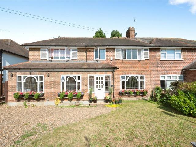 6 bedroom semi detached house for sale