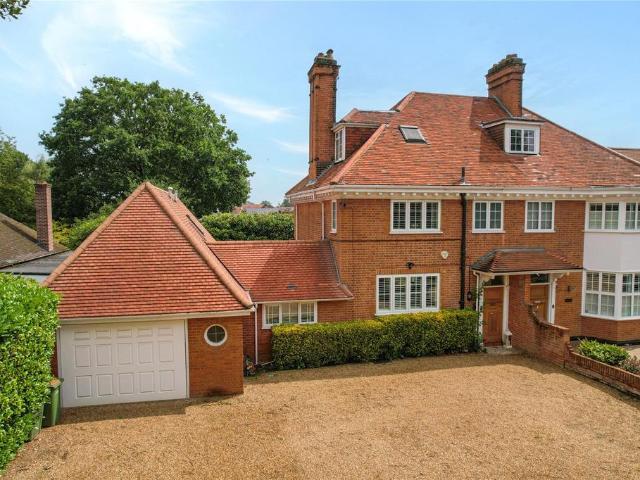 6 bedroom semi detached house for sale