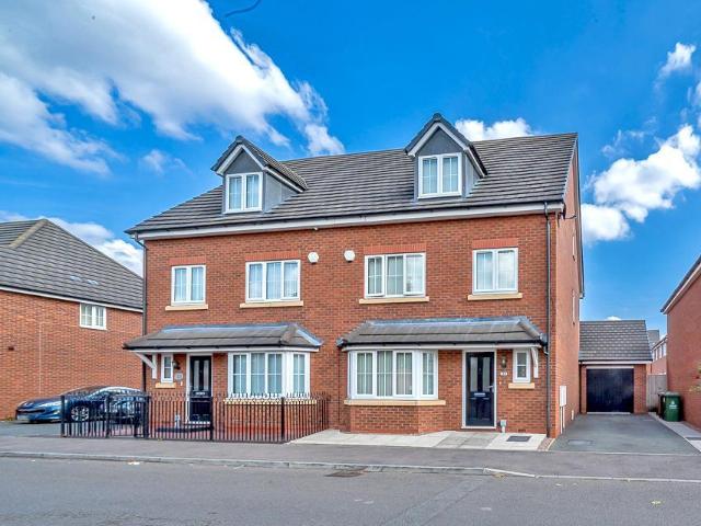 6 bedroom semi detached house for sale
