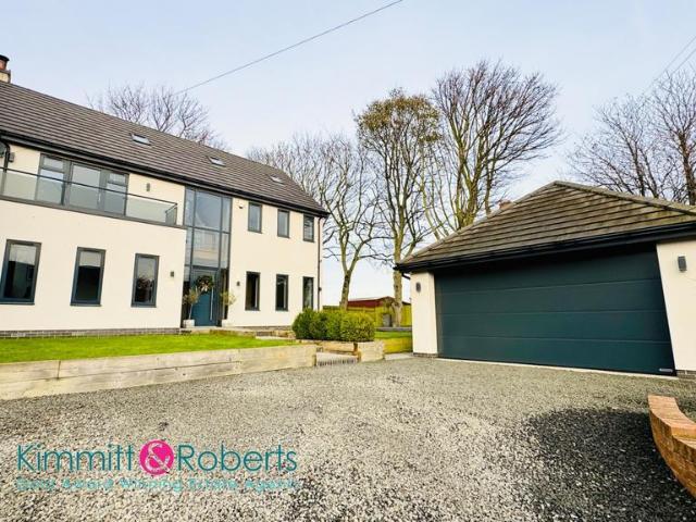 6 bedroom detached house for sale