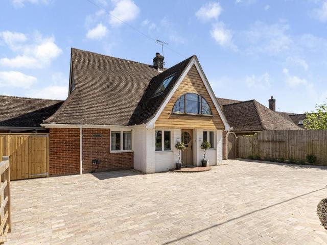 6 bedroom house for sale