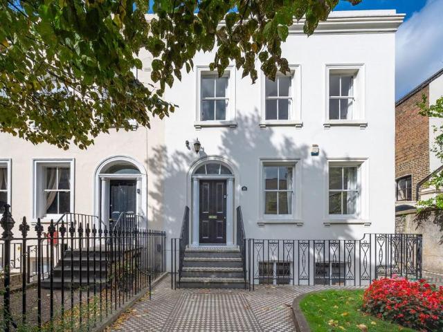 6 bedroom semi detached house for sale