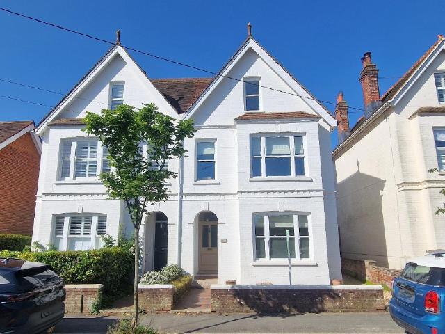 6 bedroom semi detached house for sale