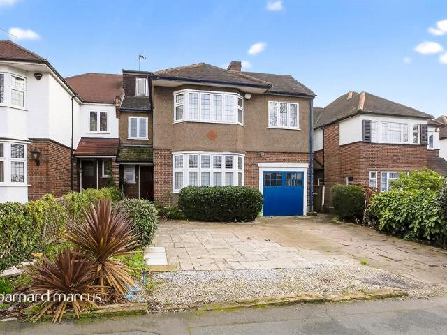 6 bedroom semi detached house for sale