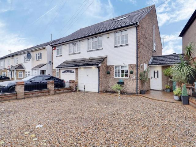 6 bedroom semi detached house for sale
