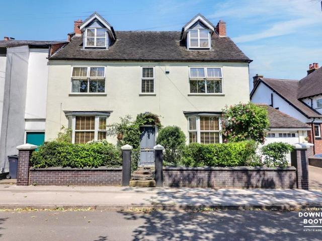 6 bedroom semi detached house for sale