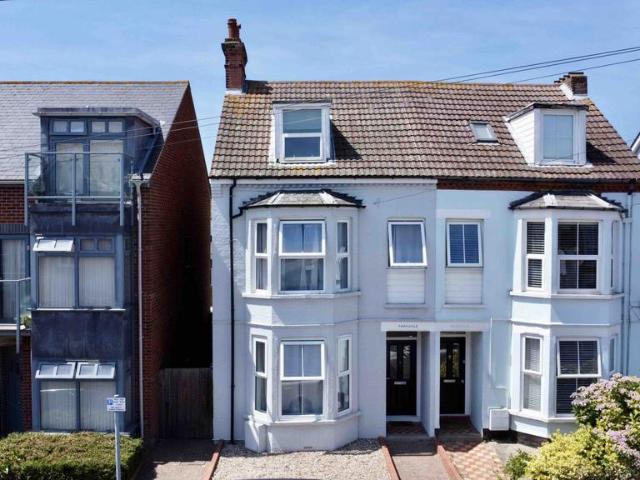 6 bedroom semi detached house for sale