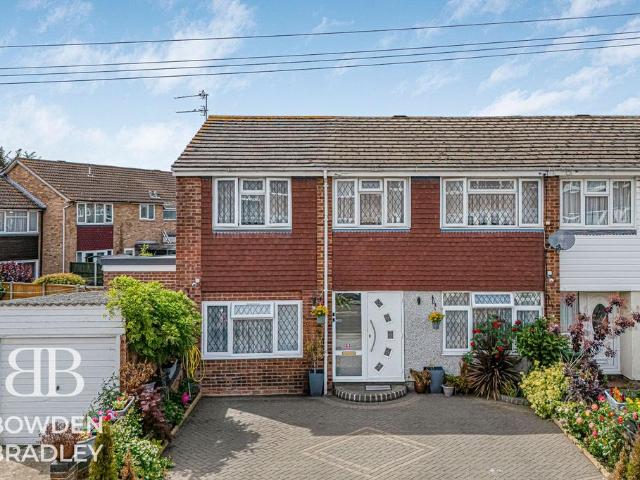 6 bedroom semi detached house for sale