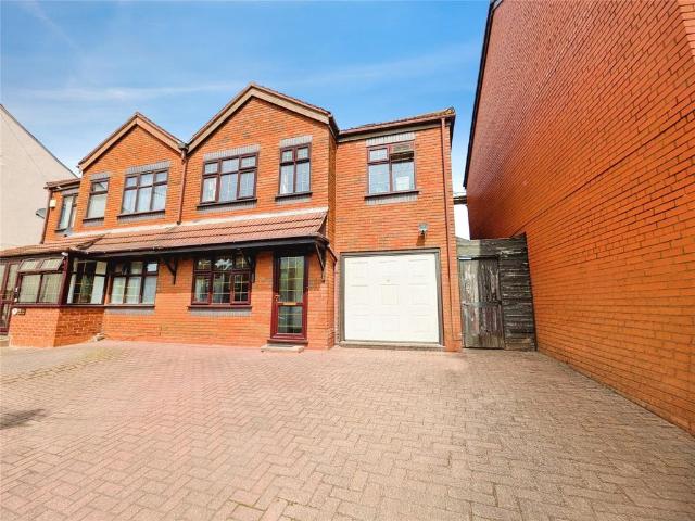 6 bedroom semi detached house for sale
