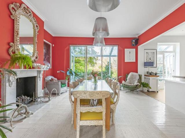 6 bedroom semi detached house for sale