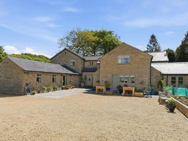 6 bedroom semi detached house for sale