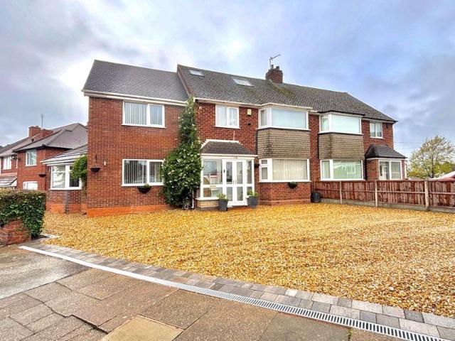 6 bedroom semi detached house for sale