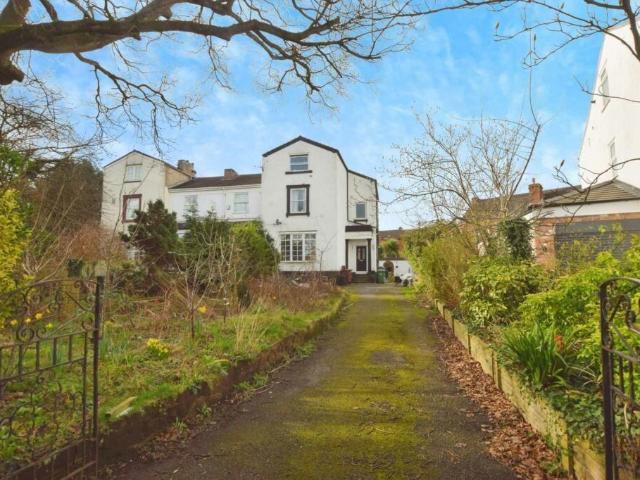 6 bedroom semi detached house for sale