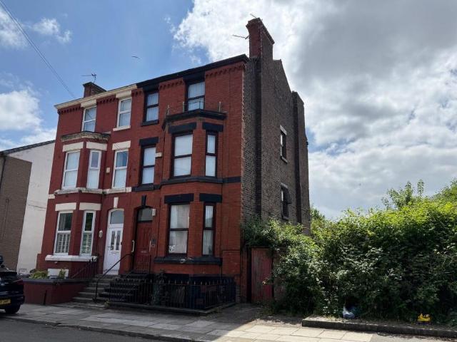 6 bedroom semi detached house for sale