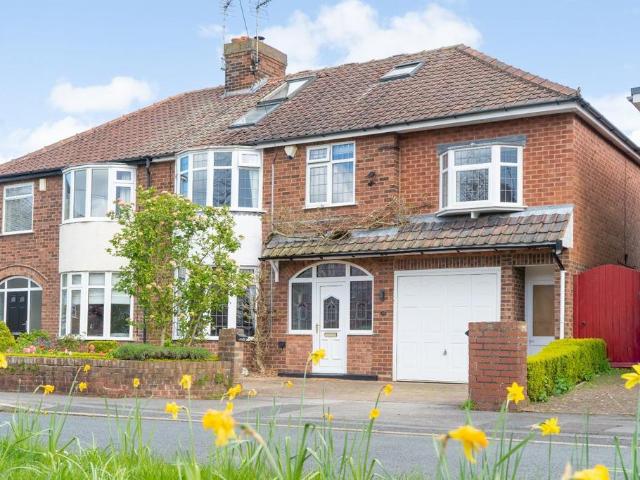 6 bedroom semi detached house for sale