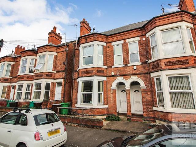 6 bedroom semi detached house for sale