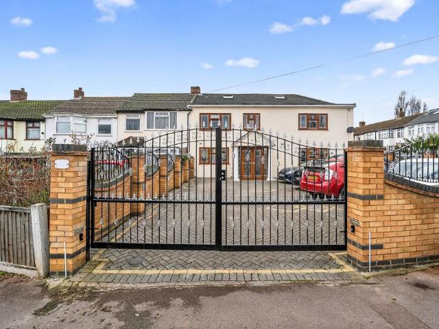 8 bedroom semi detached house for sale