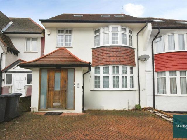6 bedroom semi detached house for sale