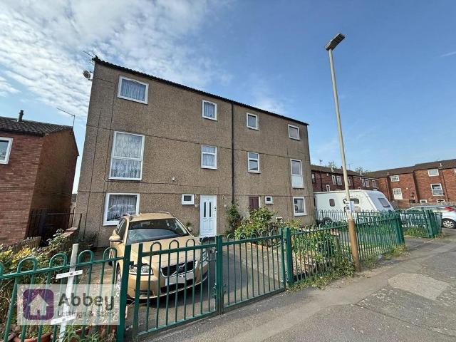 6 bedroom semi detached house for sale