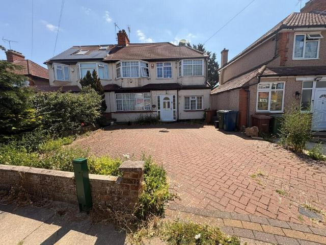 6 bedroom semi detached house for sale