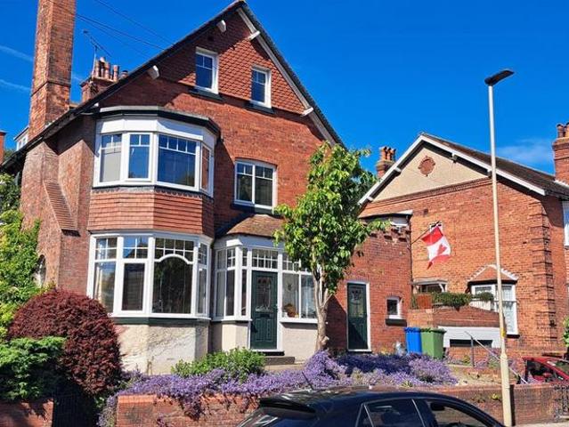 6 bedroom semi detached house for sale
