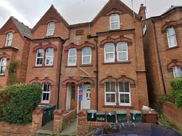6 bedroom semi detached house for sale