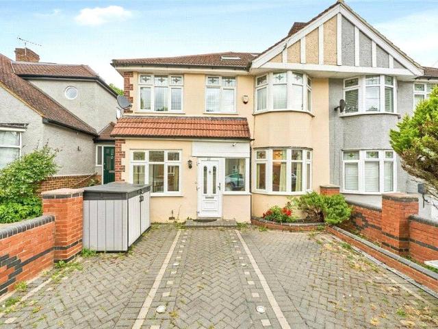 6 bedroom semi detached house for sale