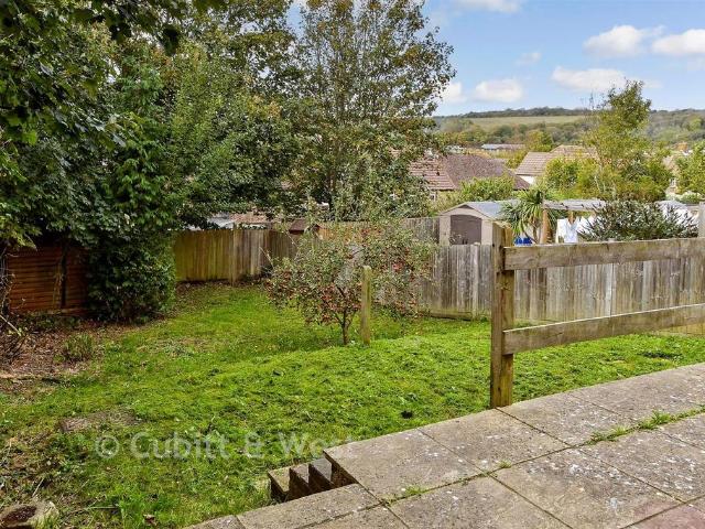 6 bedroom semi detached house for sale