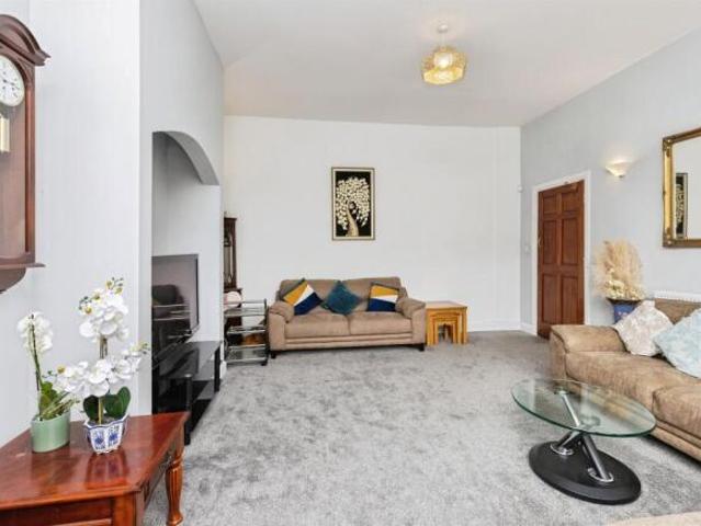 6 bedroom semi detached house for sale in Walmer Villas, Bradford, BD8