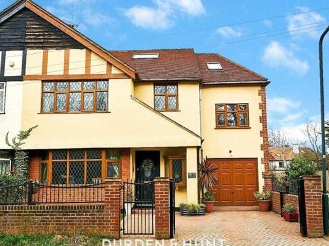 6 Bedroom Semi detached House For Sale In Woodford Green