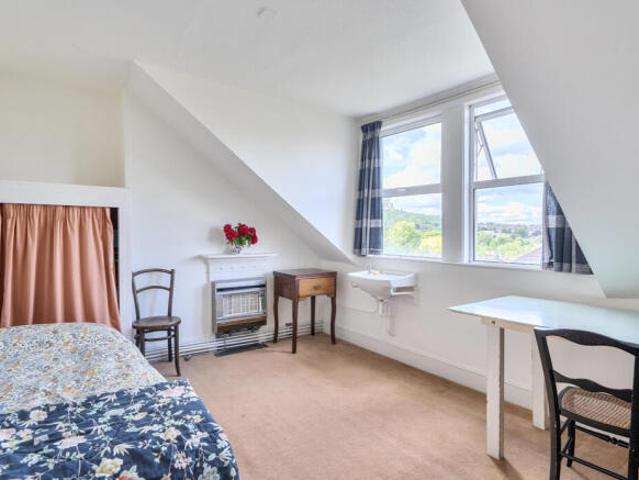 6 bedroom semi detached house for sale in Bloomfield Avenue, Bath, Somerset, BA2