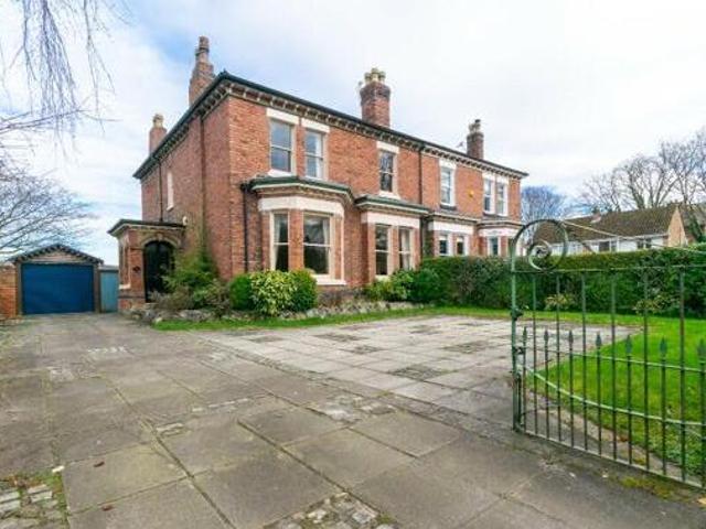 6 Bedroom Semi detached House For Sale In Burscough