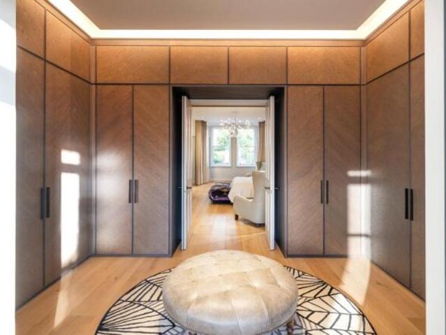 6 bedroom semi detached house for sale in Chesterford Gardens, London, NW3