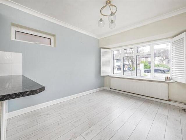 6 bedroom semi detached house for sale in Clarence Avenue, New Malden, KT3