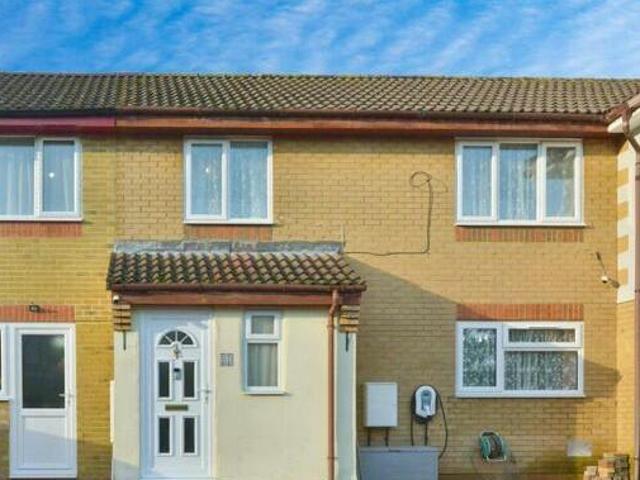 6 Bedroom Semi detached House For Sale In Crownhill, Milton Keynes