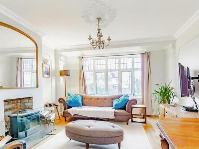 6 Bedroom Semi detached House For Sale In Croydon