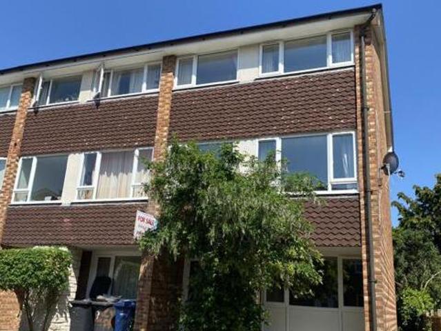6 Bedroom Semi detached House For Sale In Farnham, Surrey